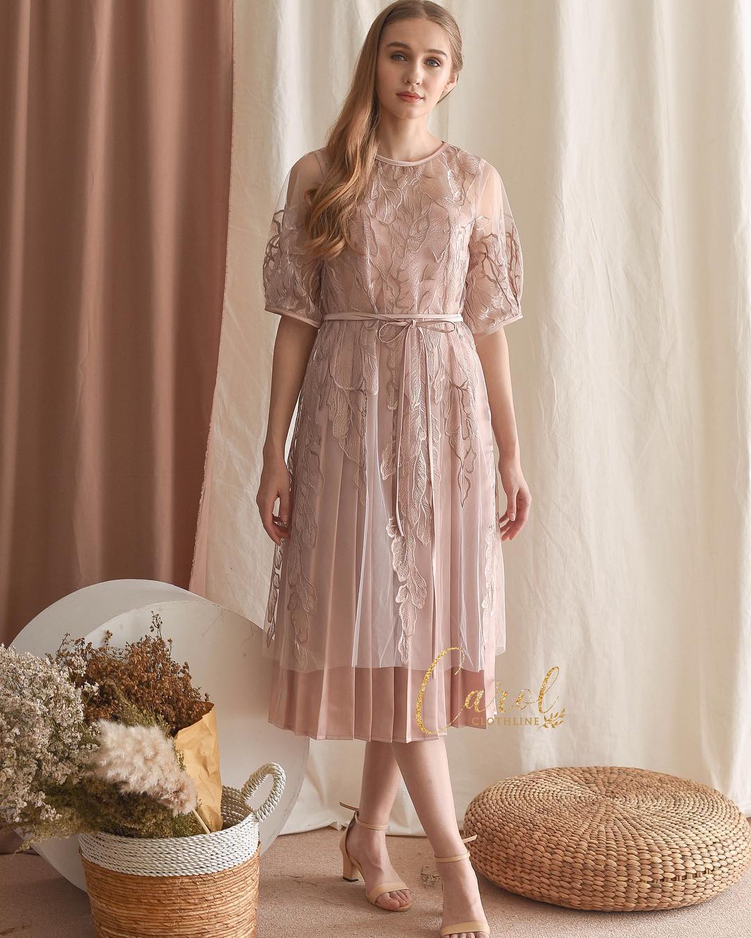 11+ Model Baju Tile Longgar yang Terbaru di Instagram