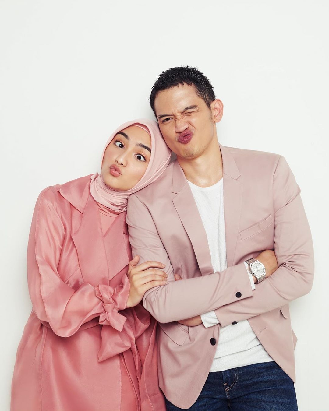 11 Foto Pre-wedding Citra Kirana-Rezky Adhitya. Dari Pose Gemas Sampai ...
