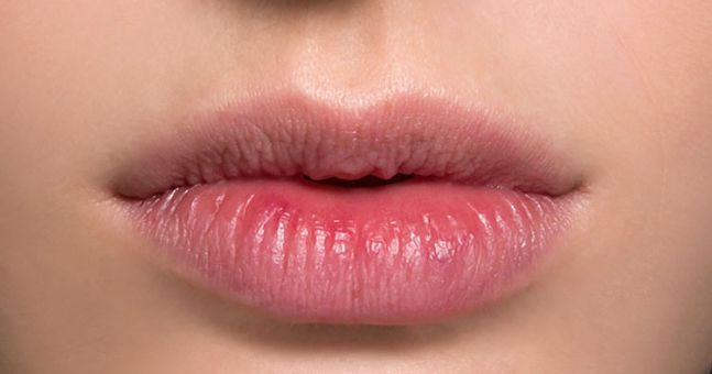 6 Khasiat Madu untuk Bibir, Jadi Pengganti Lip Balm!