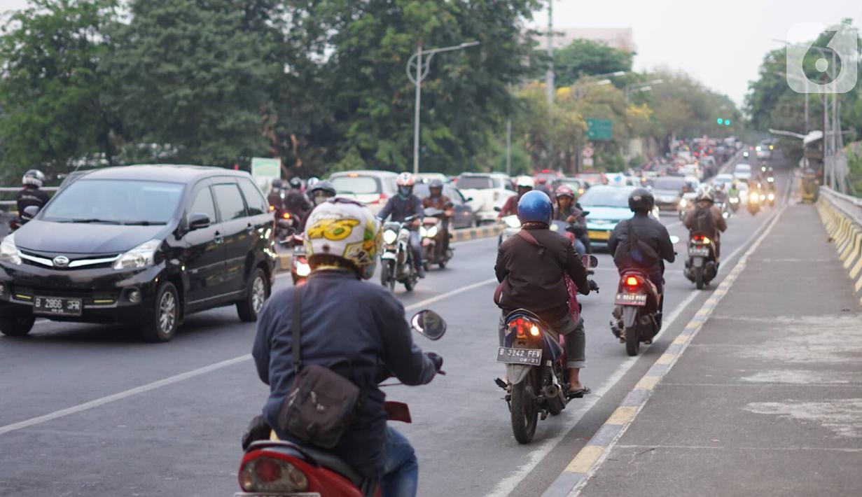 Sudah Jelas Salah Karena Lawan Arah, Malah Marah. Kenapa, sih, Kita ...