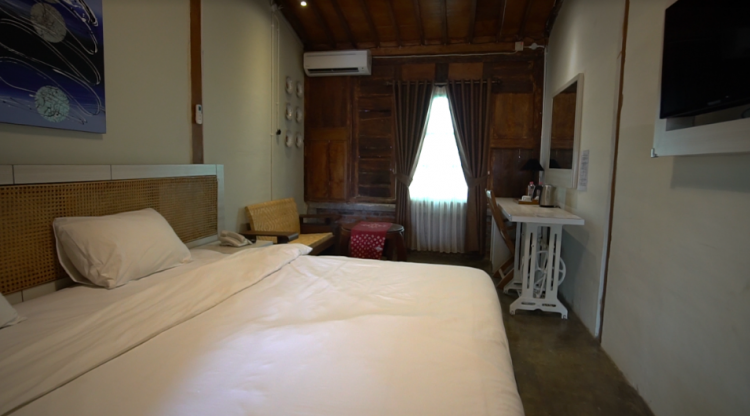 Review Kampung Lawasan: Penginapan Berkonsep Serba Lawas, Bikin Ingat ...