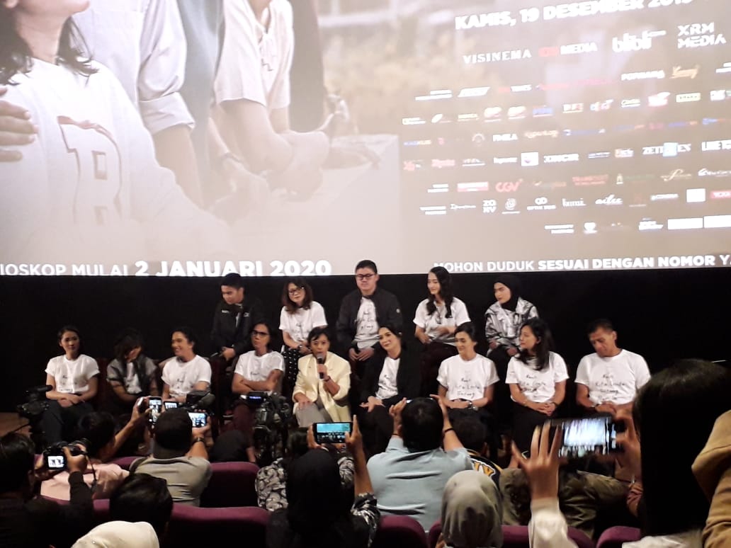 Resmi Tayang Awal 2020, NKCTHI Jadi Film Pembuka yang Manis untuk ...