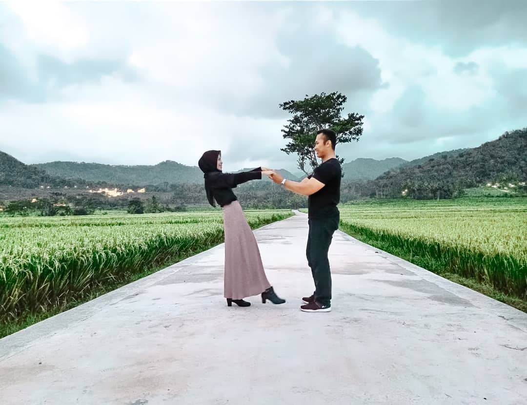 Viral, Indahnya Persawahan nan Hijau di Nanggulan Kulonprogo. Destinasi ...