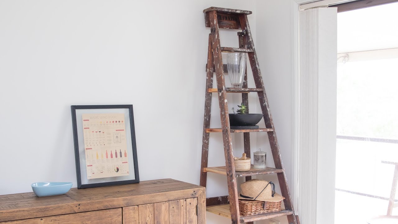 8 Ide Pemanfaatan Tangga Bekas untuk Rak. Bisa Jadi Gantungan Panci!