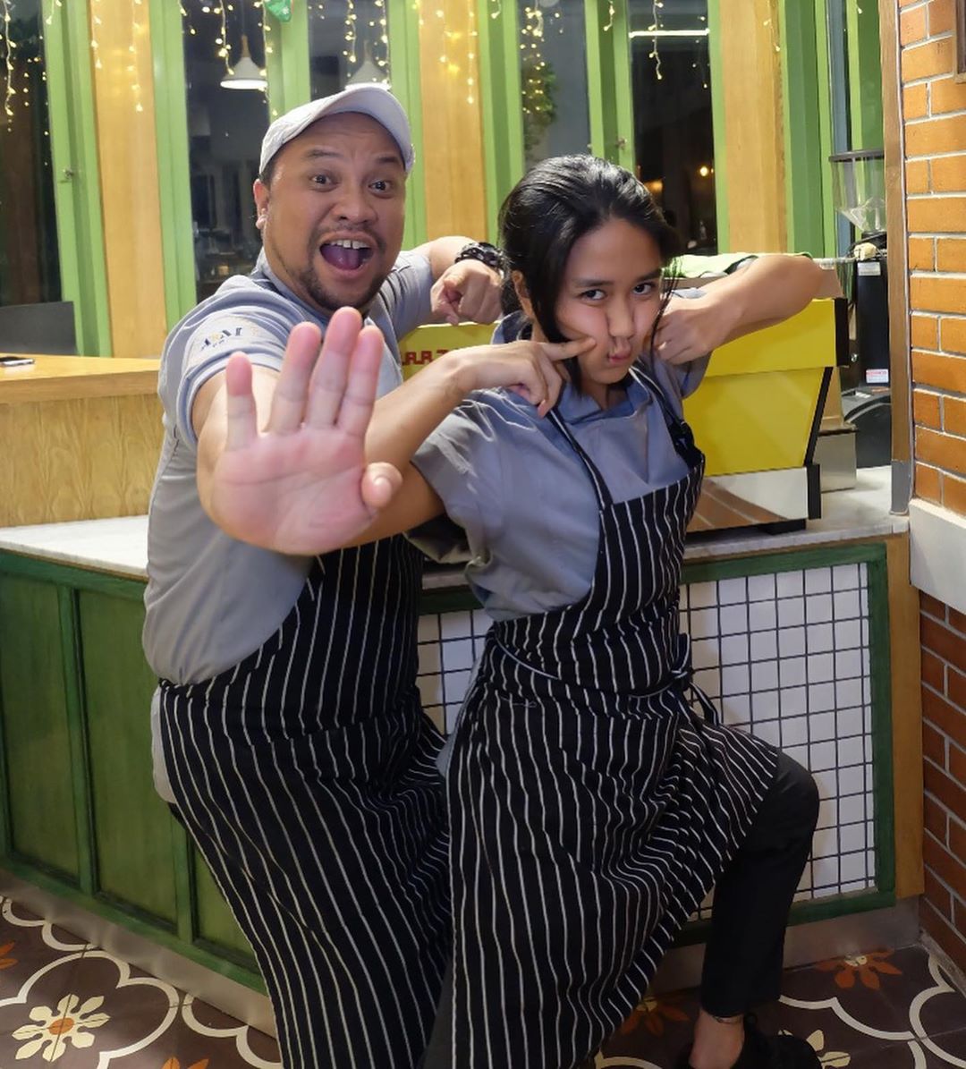 10 Potret Kocak Chef Renatta yang Jarang Terlihat di Instagram ...