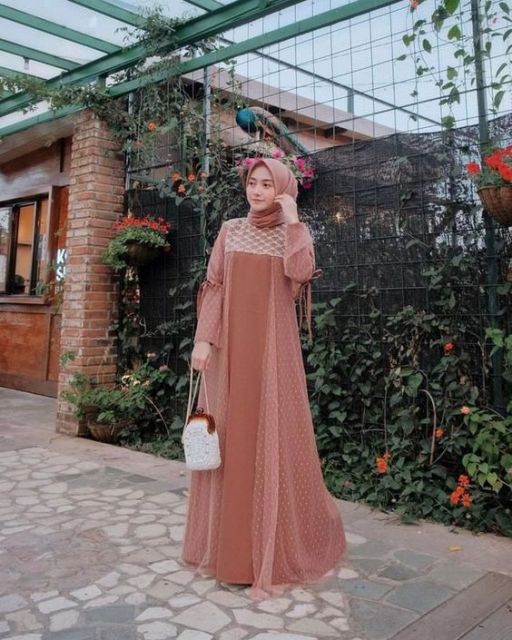 8 Model Desain Gamis Lebaran dari Aneka Bahan