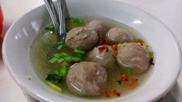 7 Resep Kuah Bakso Enak Berbahan Kaldu Sapi Hingga Ikan • SoPasti.Com