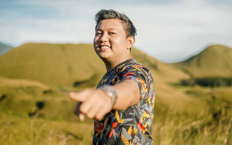 5 lagu populer Denny Cak Nan yang wajib kamu dengar!
