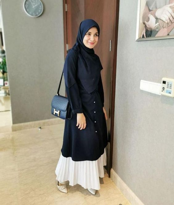 Bukan Cuma Rok Plisket, Ini Potret Gamis Plisket yang Bikin Penampilan ...