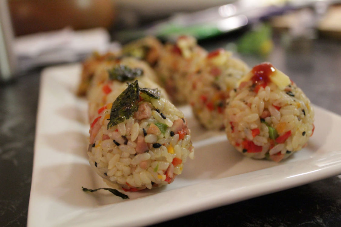 6 Kreasi Nasi Kepal Homemade untuk Sarapan atau Bekal. Makan Nasi Telur ...
