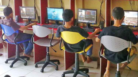Kumpulan Artikel Anak Warnet