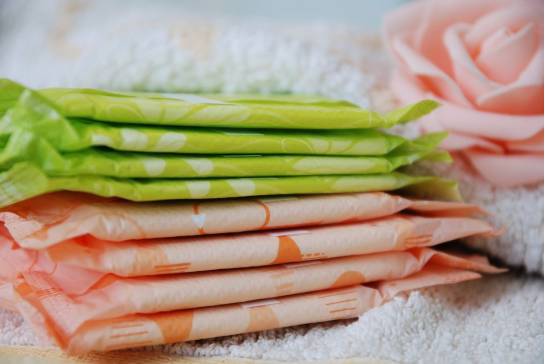 Masih Banyak yang Keliru Menyikapi, Ini Bedanya Darah Menstruasi dan ...