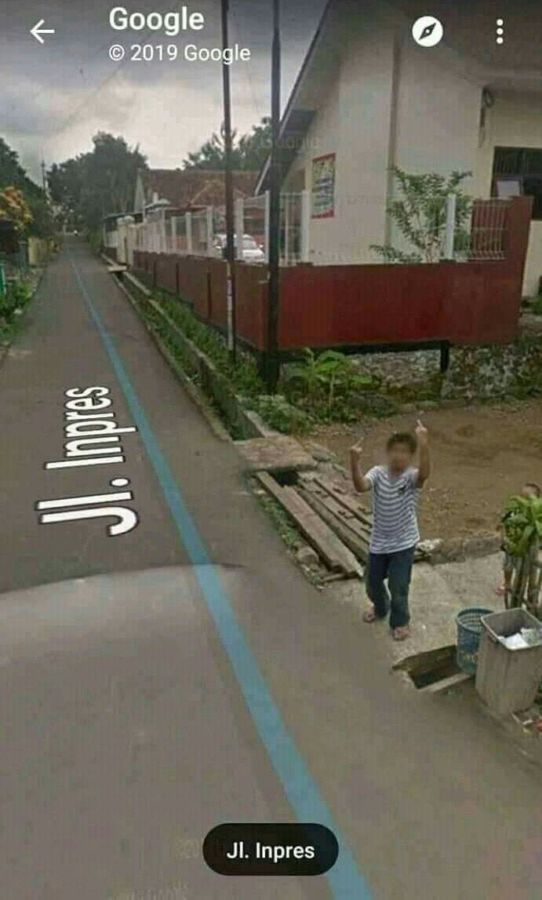 Foto-Foto Lucu di Google Maps Adalah Humor Abadi di Media Sosial. Ini ...