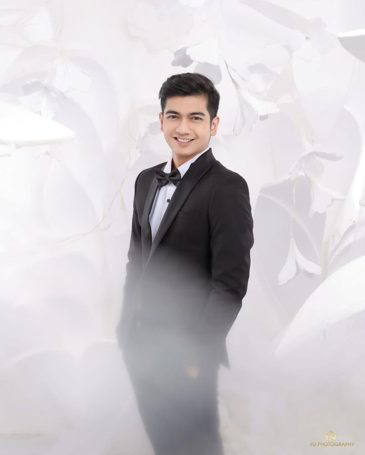 8 Foto dan Detail Pre-Wedding Ria Ricis-Teuku Ryan yang Manis Romantis ...