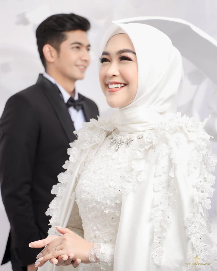 8 Foto dan Detail Pre-Wedding Ria Ricis-Teuku Ryan yang Manis Romantis ...