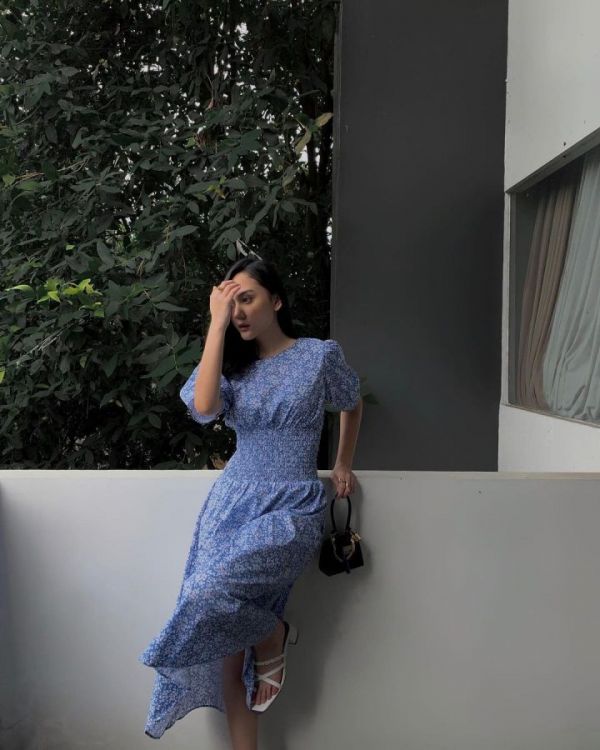 Gaya Busana Selain Kebaya ala Bella Clarissa, yang Cocok untuk Acara Formal