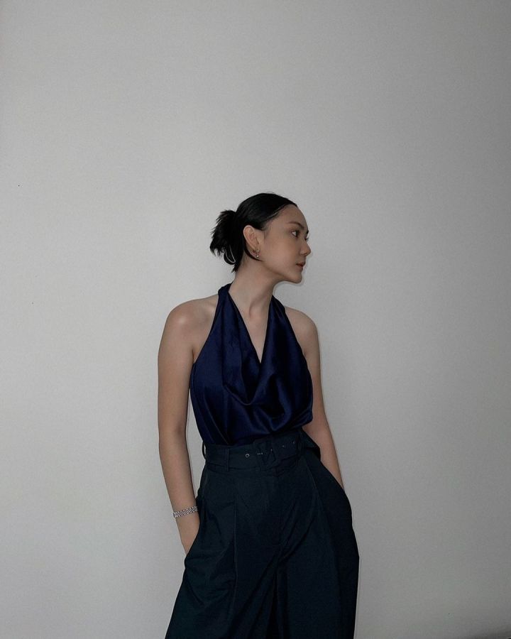 Gaya Busana Selain Kebaya ala Bella Clarissa, yang Cocok untuk Acara Formal