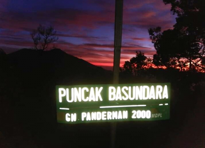 Gunung Panderman dan Pendakian Pertama Van Der Man