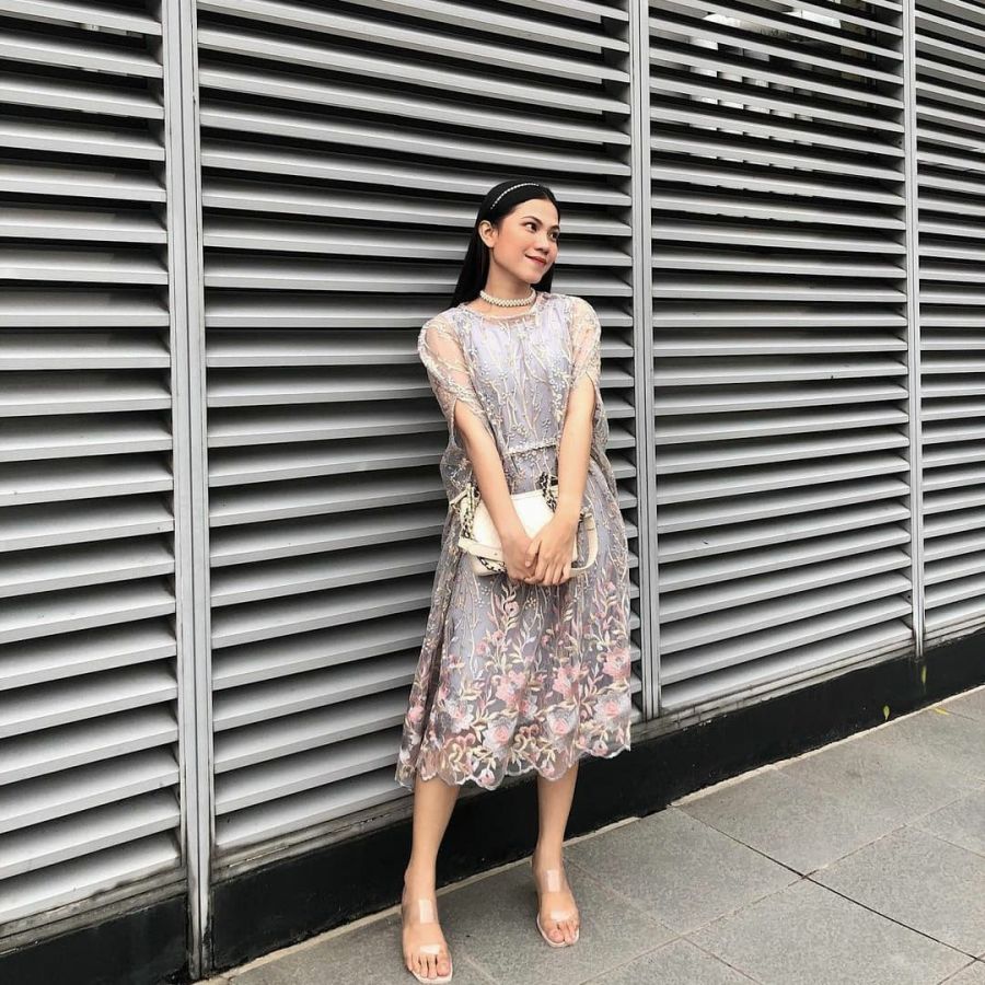 Beragam Ide Model Gaun Brokat untuk Bridesmaid. Cantik Berkelas!