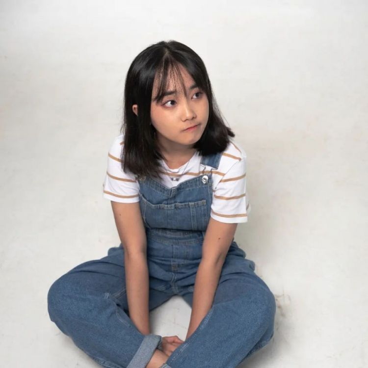 YoRi Eks JKT48 Rilis Single Berjudul 'Unlock' dalam Bahasa Indonesia ...