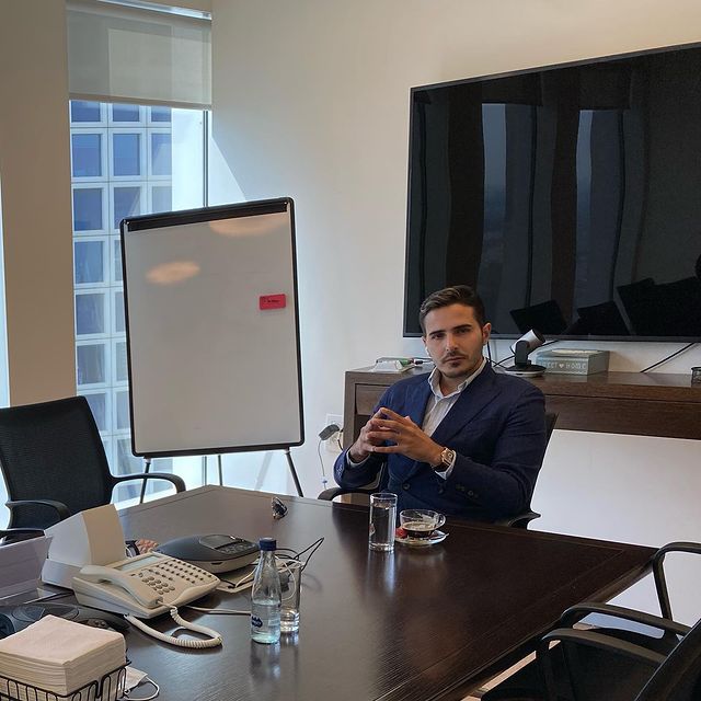 Simon Leviev "Tinder Swindler" Digugat Keluarga Bos Berlian Israel Asli