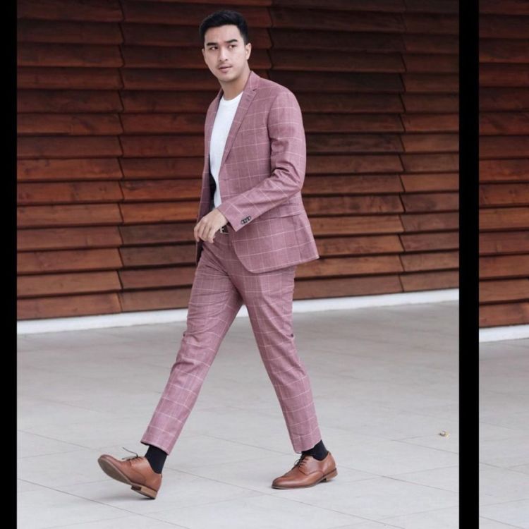 11 Potret Ibrahim Risyad, Aktor Ganteng yang Mirip Hamish Daud