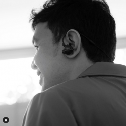 Makna Album Baru Tulus yang Berjudul "Manusia", Bikin Terharu!