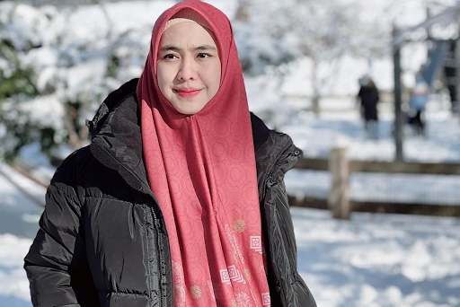 Profil Oki Setiana Dewi, Aktris dan Pendakwah Berprestasi