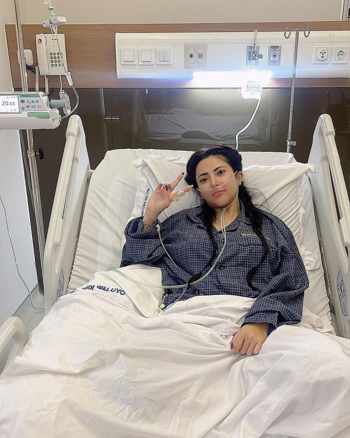 Ayu Aulia Kabarkan Kena Penyakit Leukimia dan Peradangan Rahim