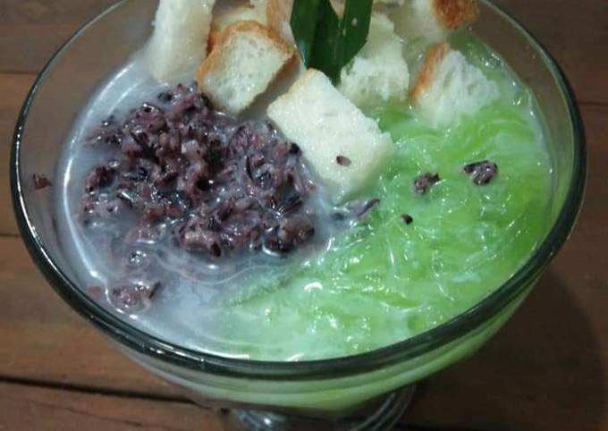 Resep Es Cendol Ketan Hitam yang Segar dan Mengenyangkan
