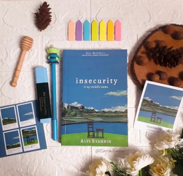 5 Bukti Tampilan Cover Buku Bisa Bikin Makin Penasaran dengan Isi Cerita