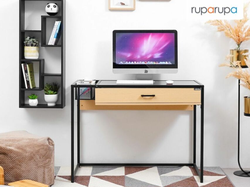 Punya Ruang Kerja Sempit? Ini Dia 5 Tips Memilih Meja Kantor yang Tepat