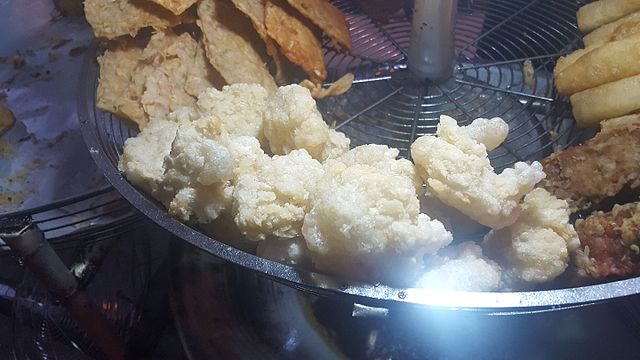 Cara Membuat Cireng Krispi Bumbu Rujak yang Pedasnya Bikin Nagih!