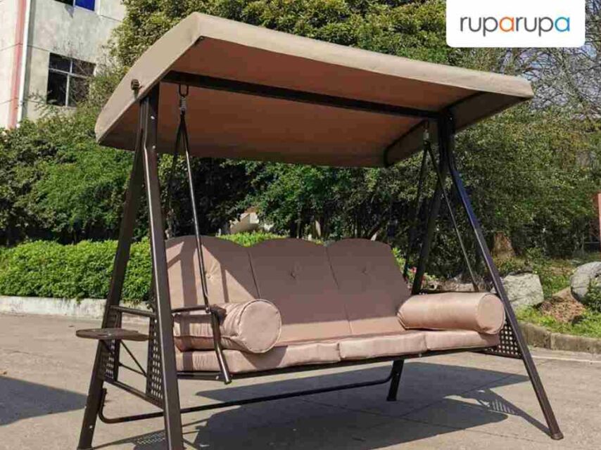 5 Jenis Kursi Outdoor yang Cocok Digunakan untuk Bersantai di Taman