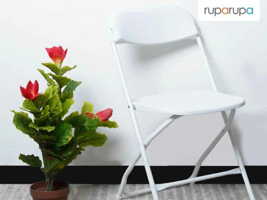 5 Jenis Kursi Outdoor yang Cocok Digunakan untuk Bersantai di Taman