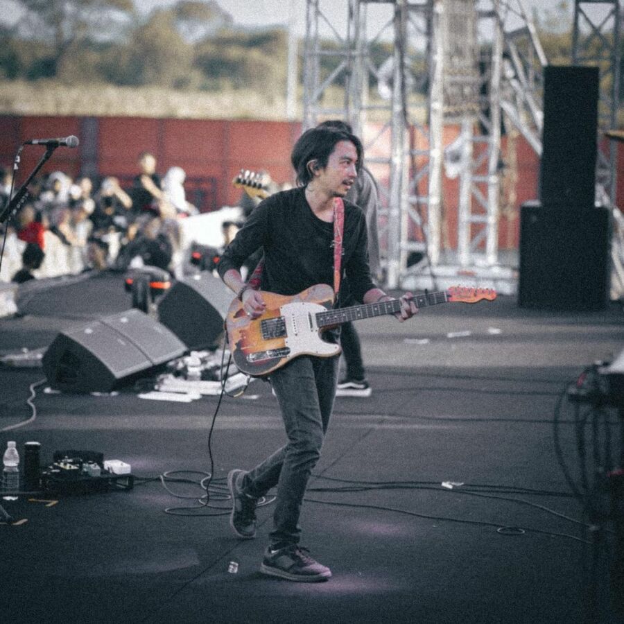 Genset dan Lampu Tiba-tiba Meledak, Fiersa Besari Terpaksa Hentikan Konser